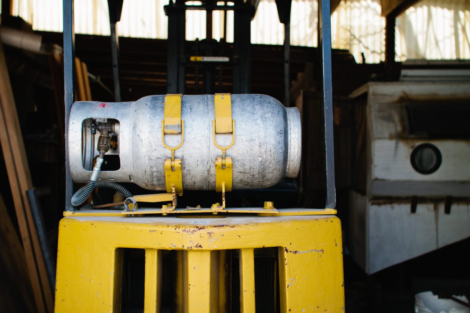 Guide to OSHA Propane Tank Storage Requirements for Forklifts ...