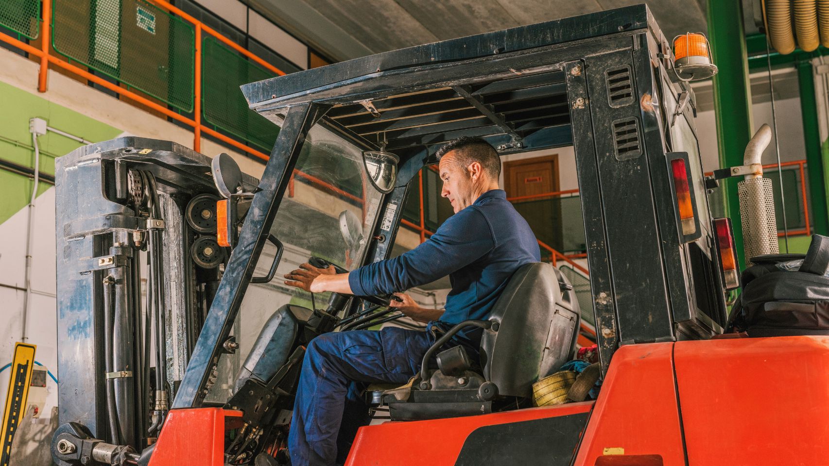 What Is a Forklift Load Center? - Industrial Forklift Truck